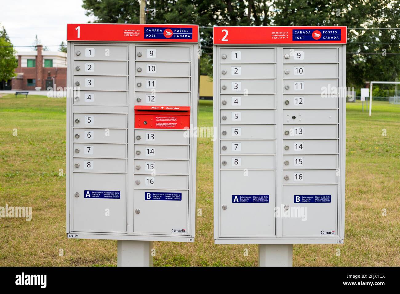 Canada post parcel locker hi-res stock photography and images - Alamy