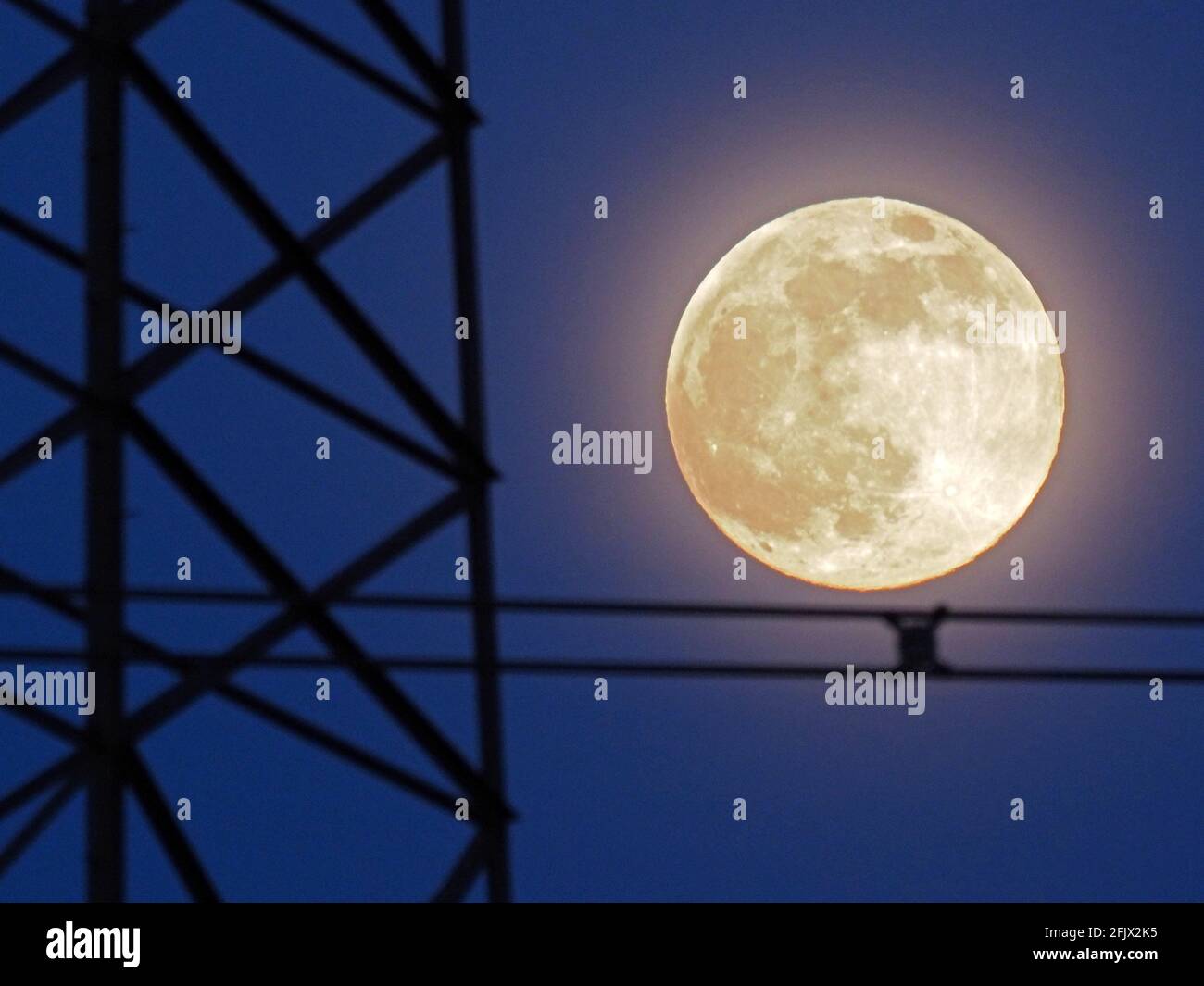 Super pylon hi-res stock photography and images - Alamy