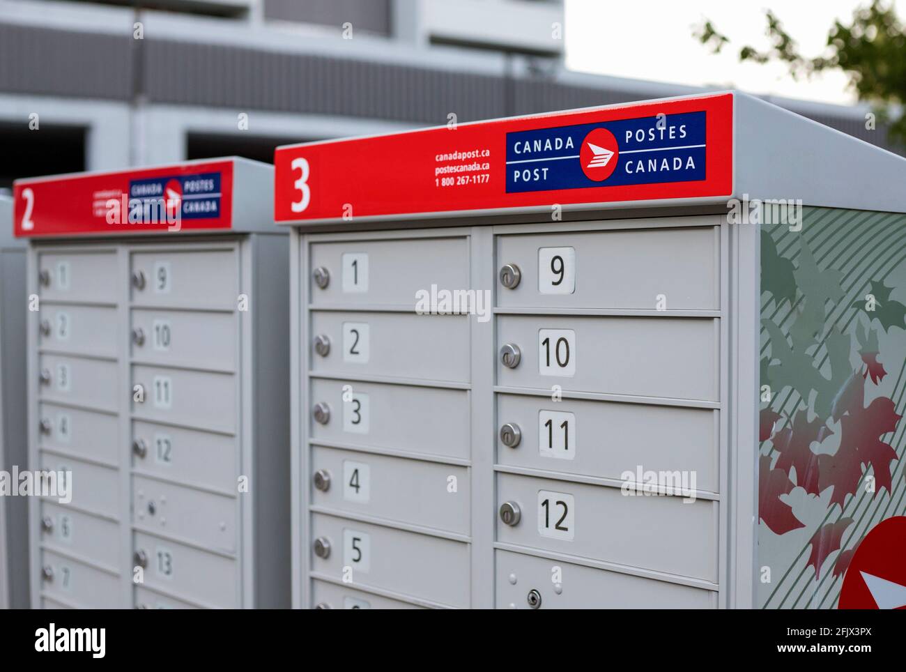 Carrier boxes hi-res stock photography and images - Alamy