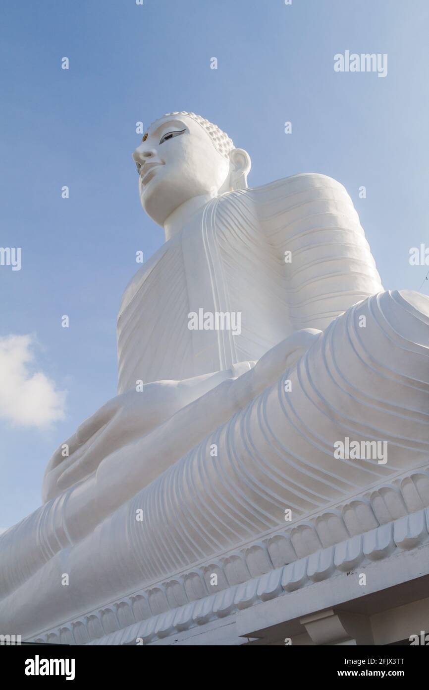 Bahiravokanda Vihara Buddha Statue in Kandy, Sri Lanka Stock Photo - Alamy