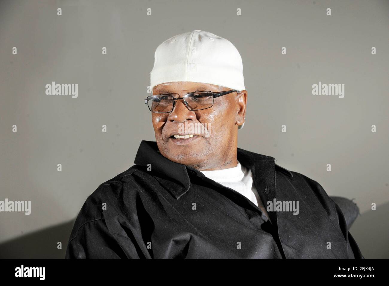 DONNIE ANDREWS (HAT) and DAVID SIMON 8/6/09. PICTURE DAVID ASHDOWN ...