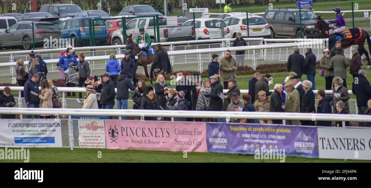 Hurdle ludlow racecourse hi-res stock photography and images - Alamy