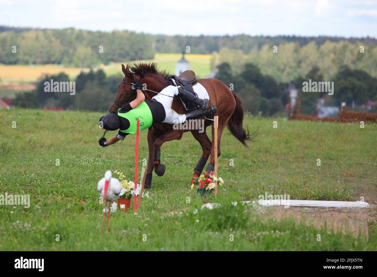 Eventing horse fall hi-res stock photography and images - Alamy