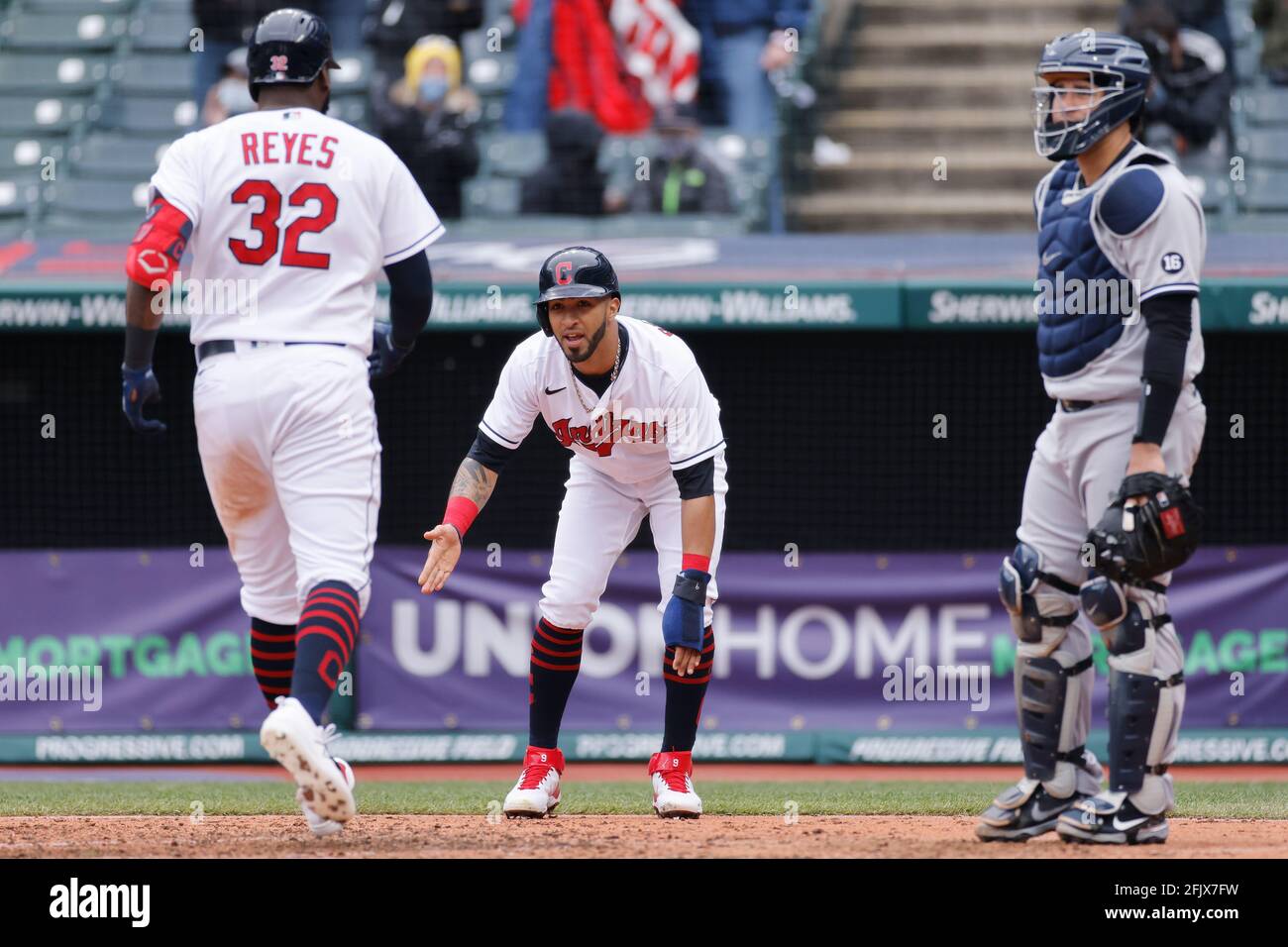 Eddie reyes hi-res stock photography and images - Alamy