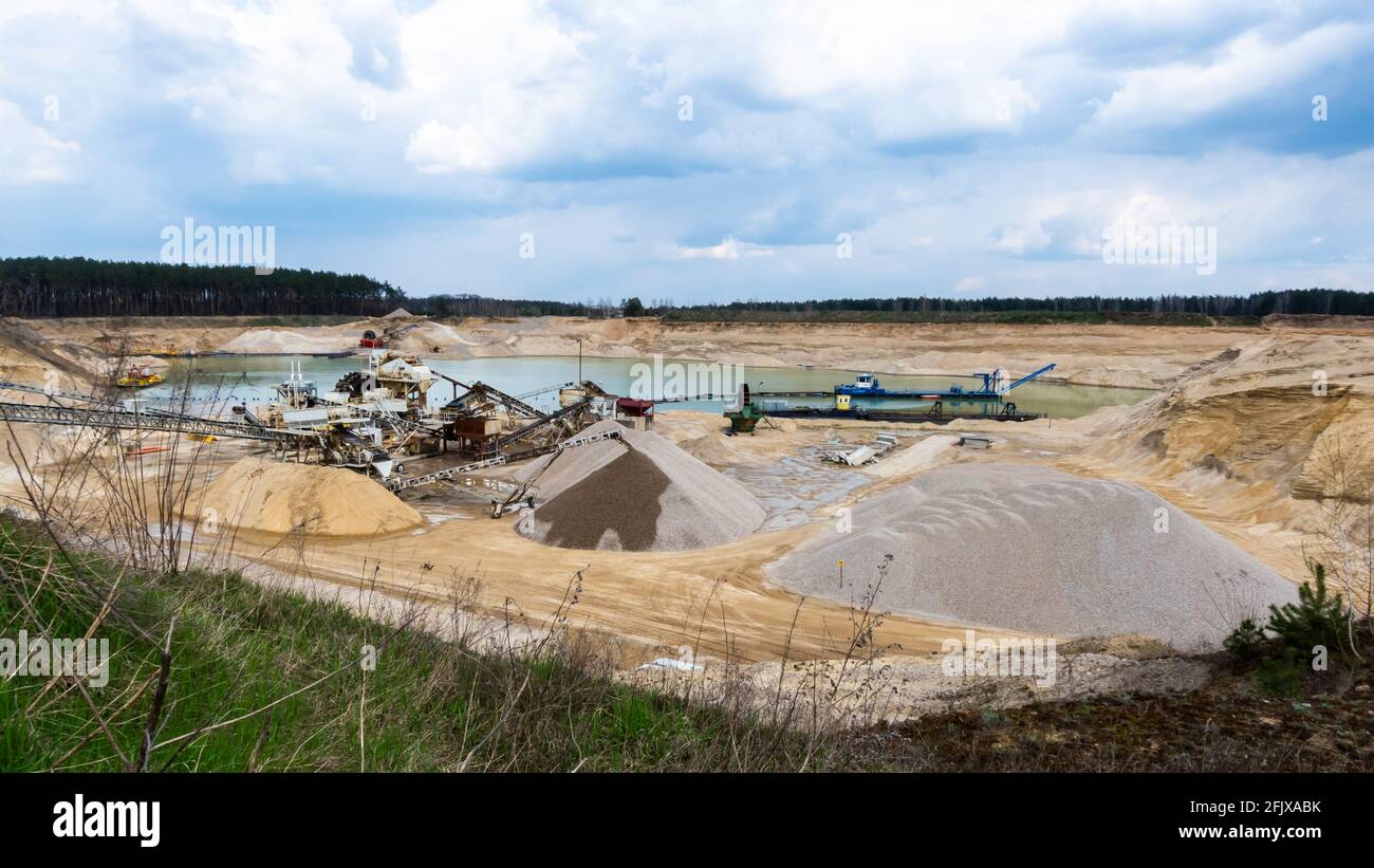 Sand minerals hi-res stock photography and images - Alamy