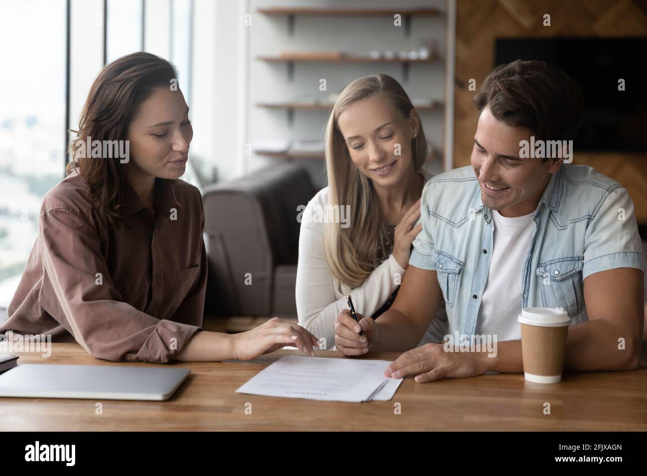 Agreement sign hi-res stock photography and images - Alamy