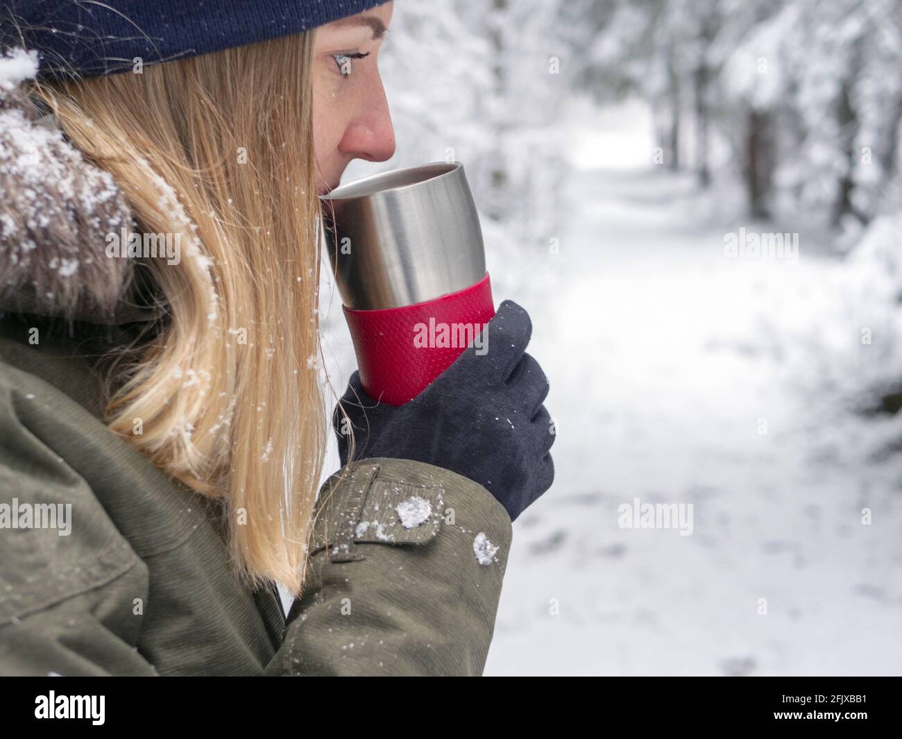 Wallpaper heating hi-res stock photography and images - Alamy