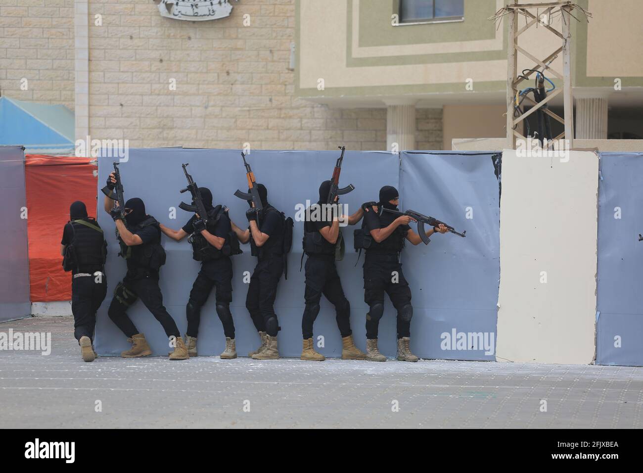 Gaza City, The Gaza Strip, Palestine. 26th Apr, 2021. Palestinian ...