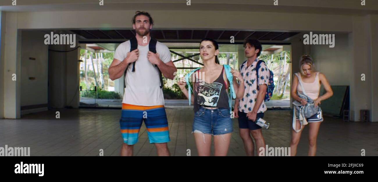 THE RESORT, from left: Brock O'Hurn, Bianca Haase, Michael Vlamis ...