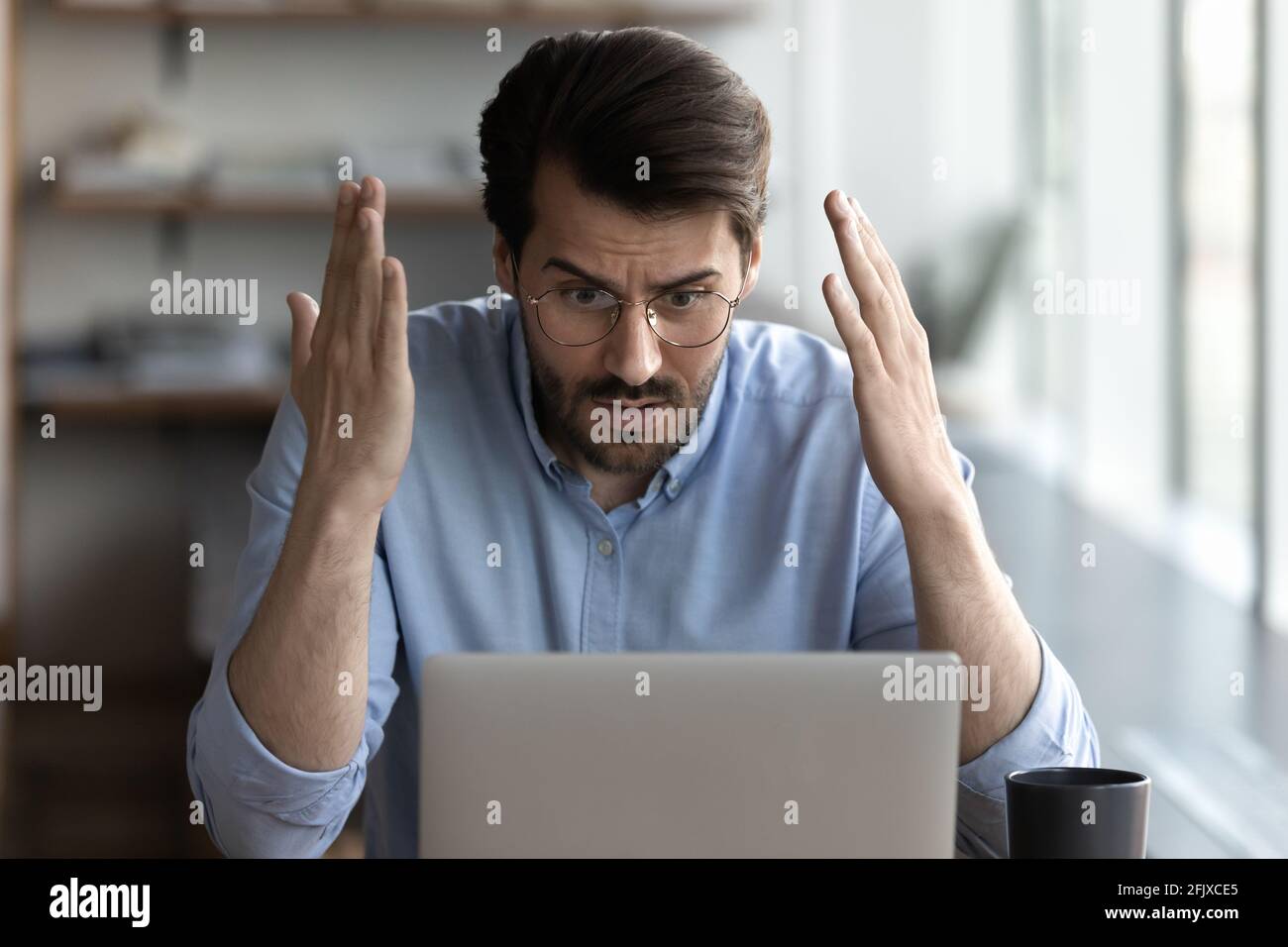Frustrated computer user hi-res stock photography and images - Alamy