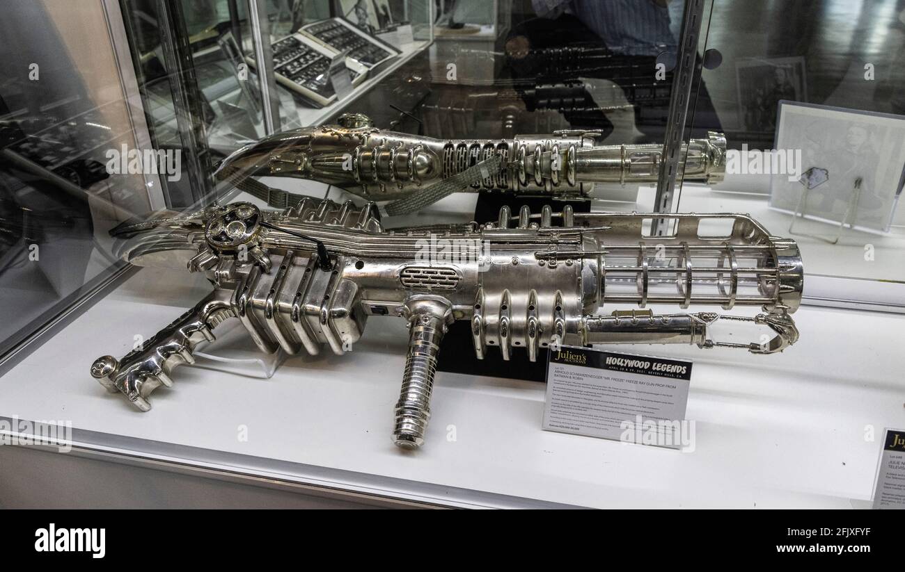 Batman And Robin Mr Freeze Gun