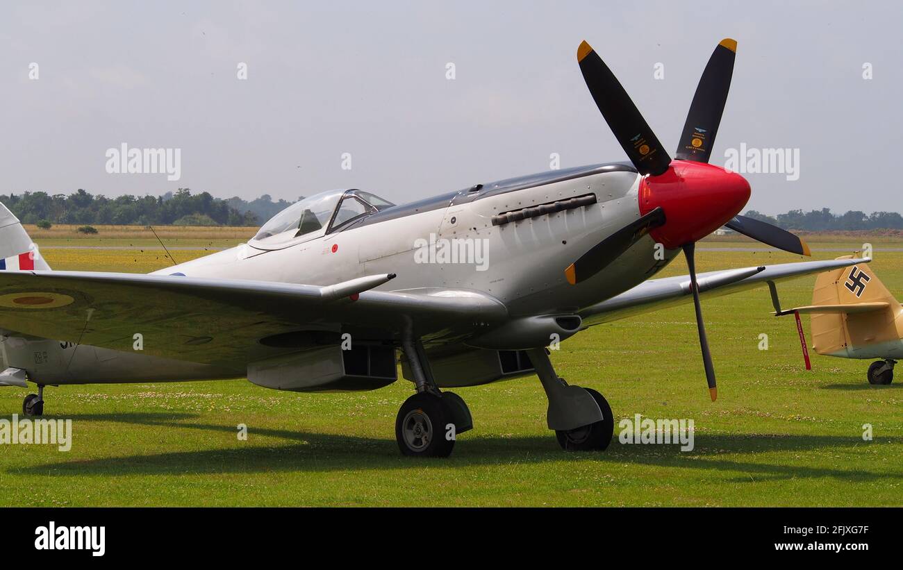 Flying Legends Airshow, Duxford Stock Photo - Alamy