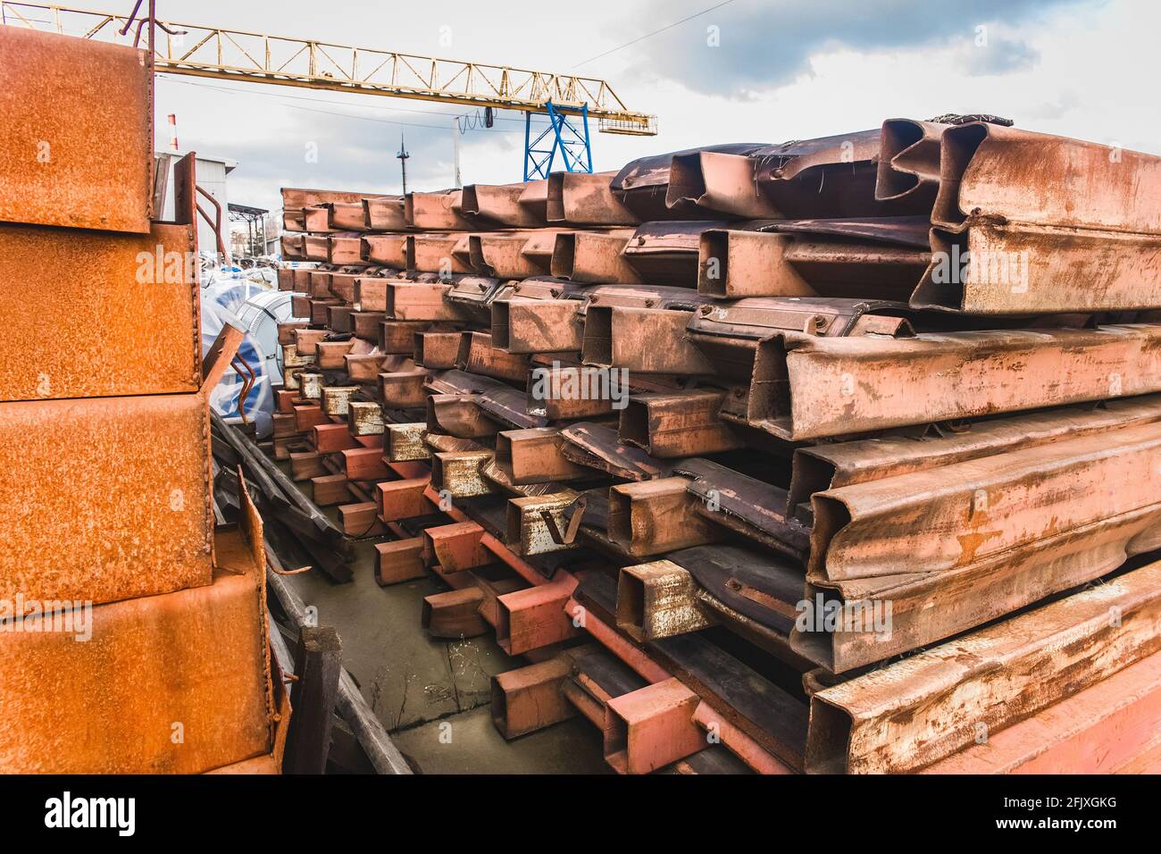 Storage structures hi-res stock photography and images - Alamy