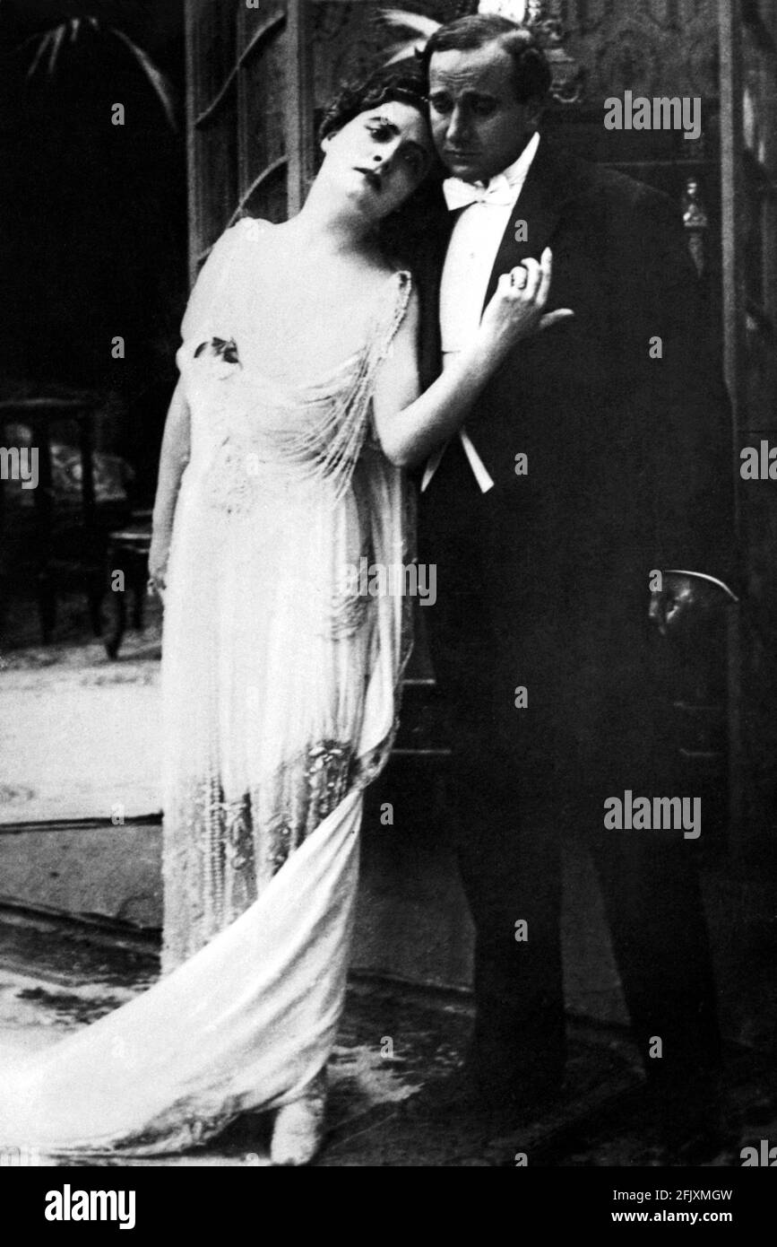 Actress serena Black and White Stock Photos & Images - Alamy