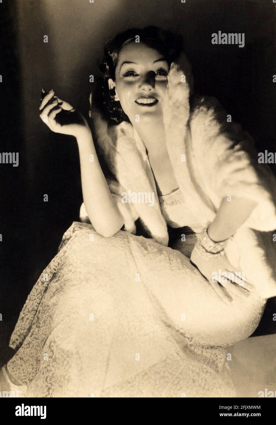 Lupe velez 1930 hi-res stock photography and images - Alamy