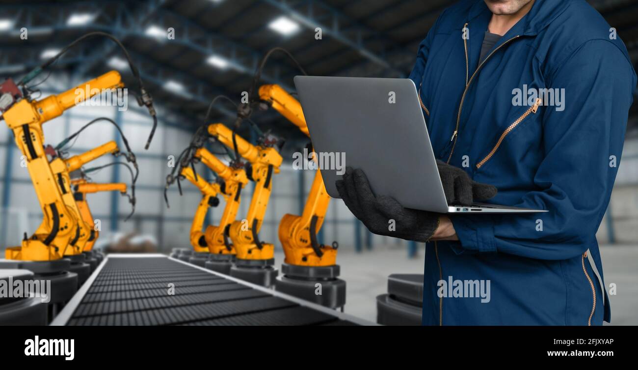 Laptop manufacturing process hi-res stock photography and images - Alamy