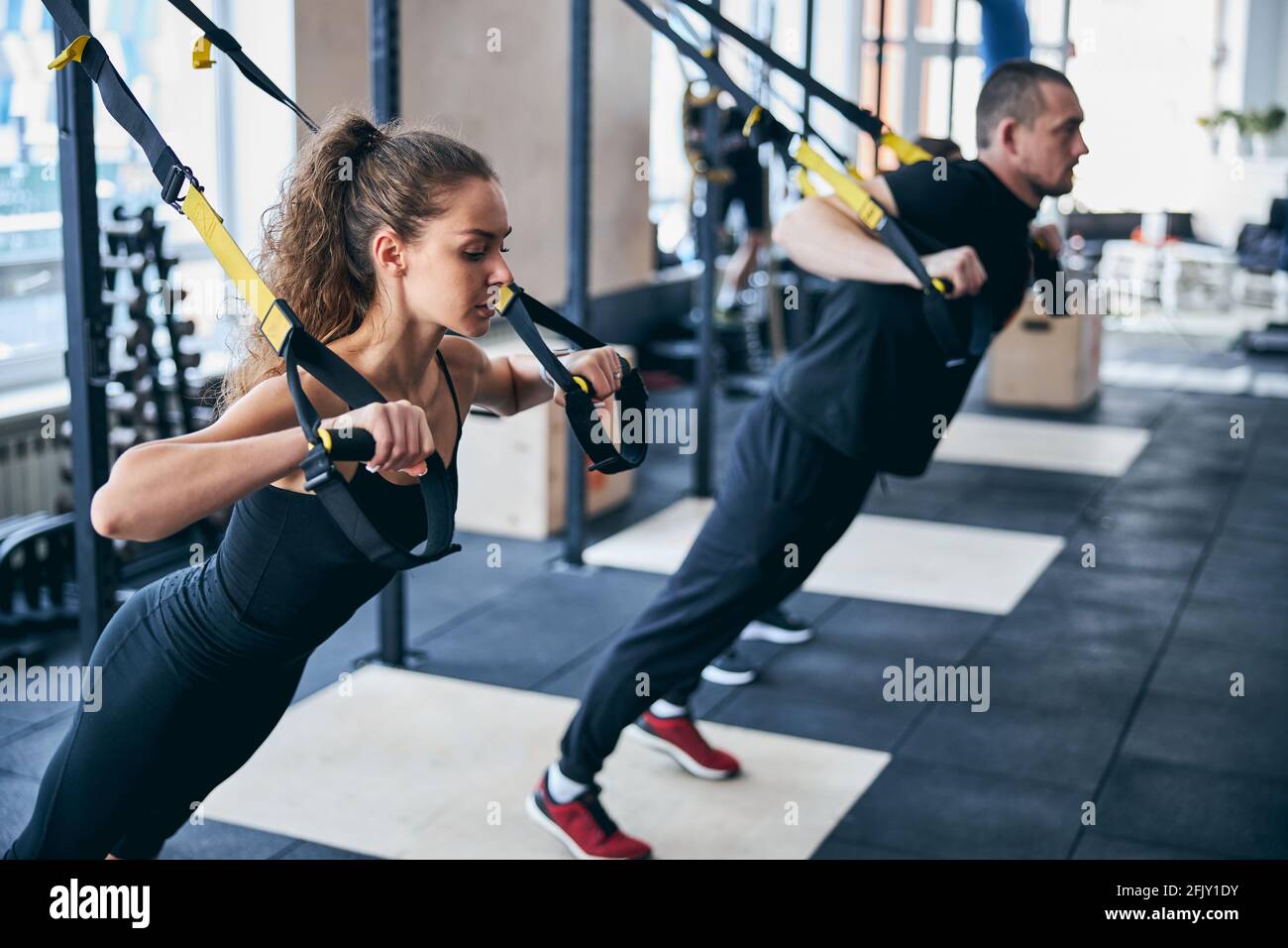 Chest press hi-res stock photography and images - Alamy