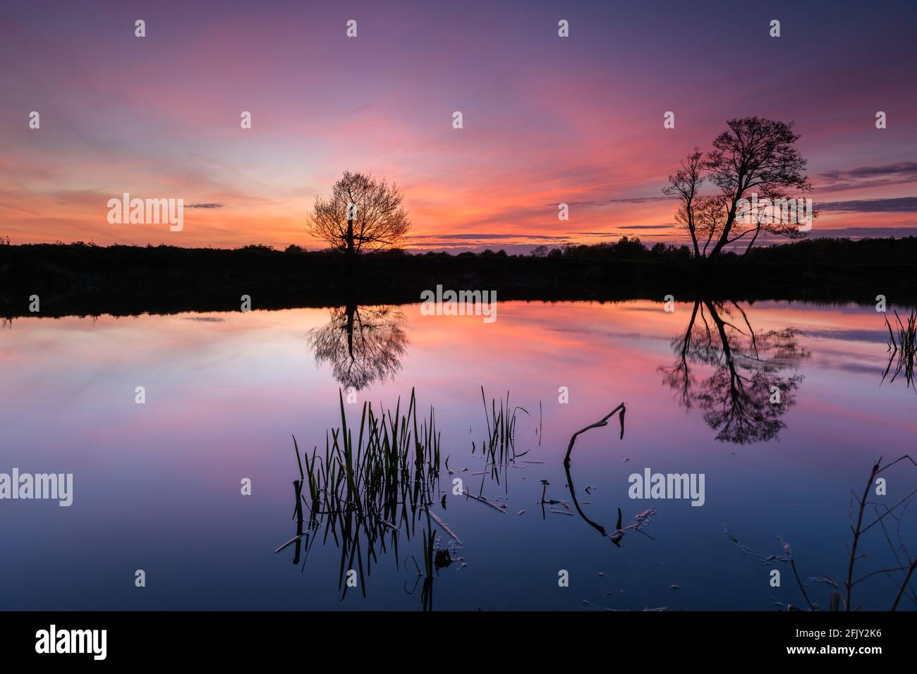 Sunset over the river Avon Stock Photo - Alamy
