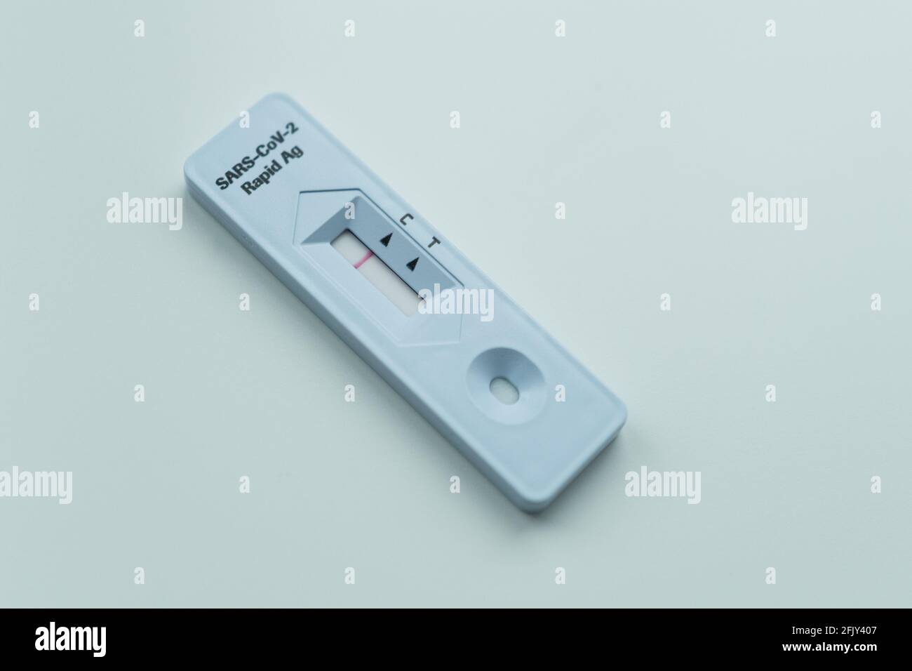Negative SARS-CoV-2 Rapid Antigen Test Stock Photo - Alamy