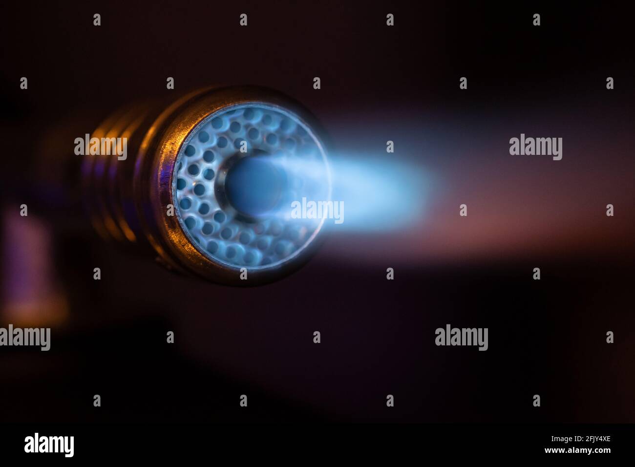 Blue flame hi-res stock photography and images - Alamy