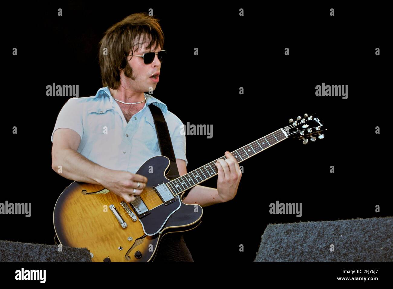 Supergrass band hi-res stock photography and images - Alamy