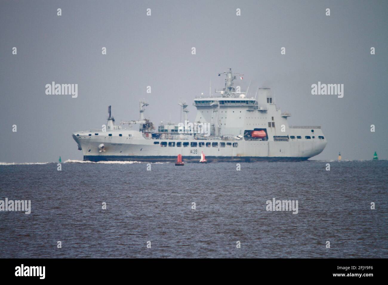 Navy boat helipad hi-res stock photography and images - Alamy