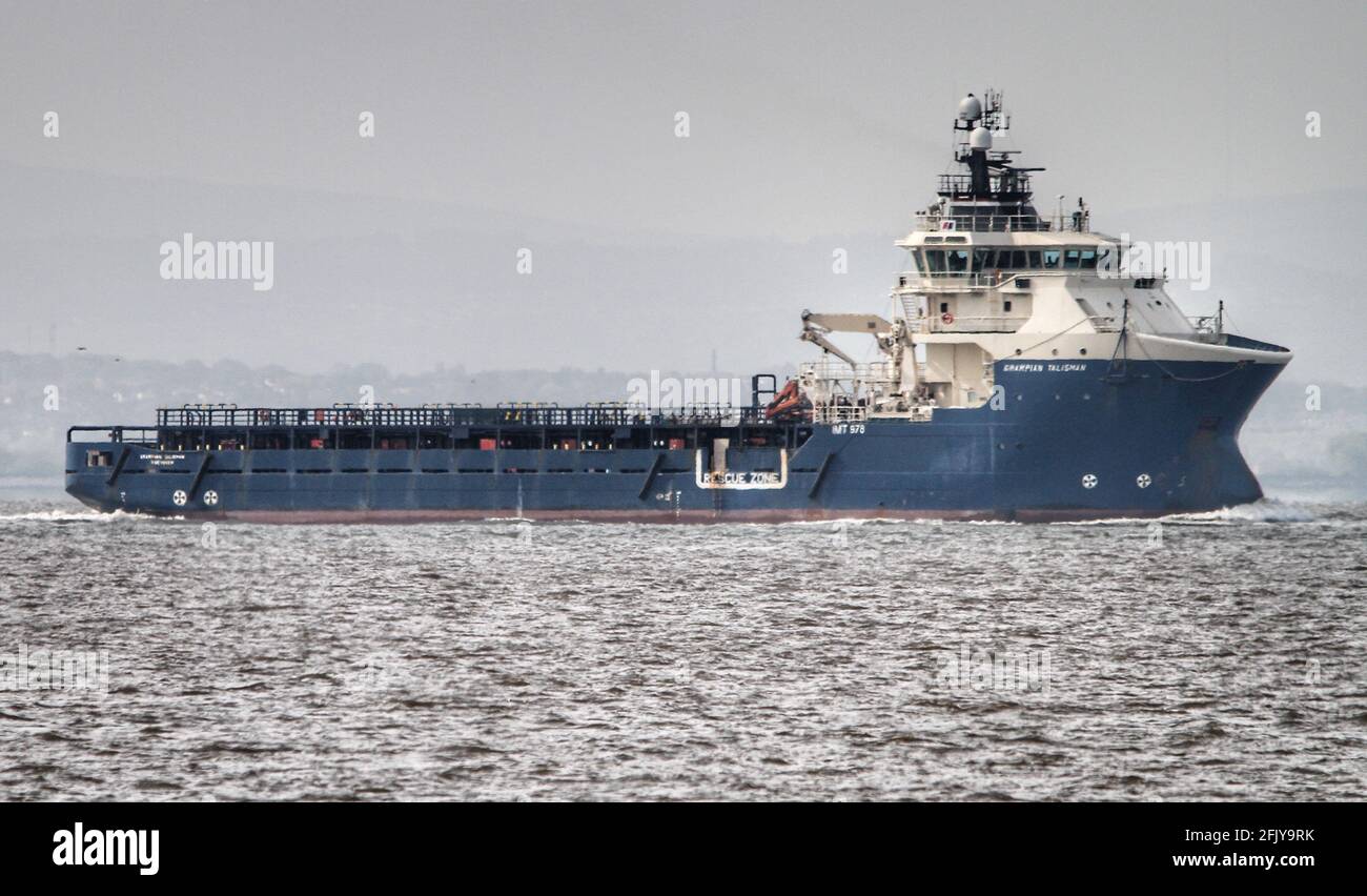 Navy boat helipad hi-res stock photography and images - Alamy