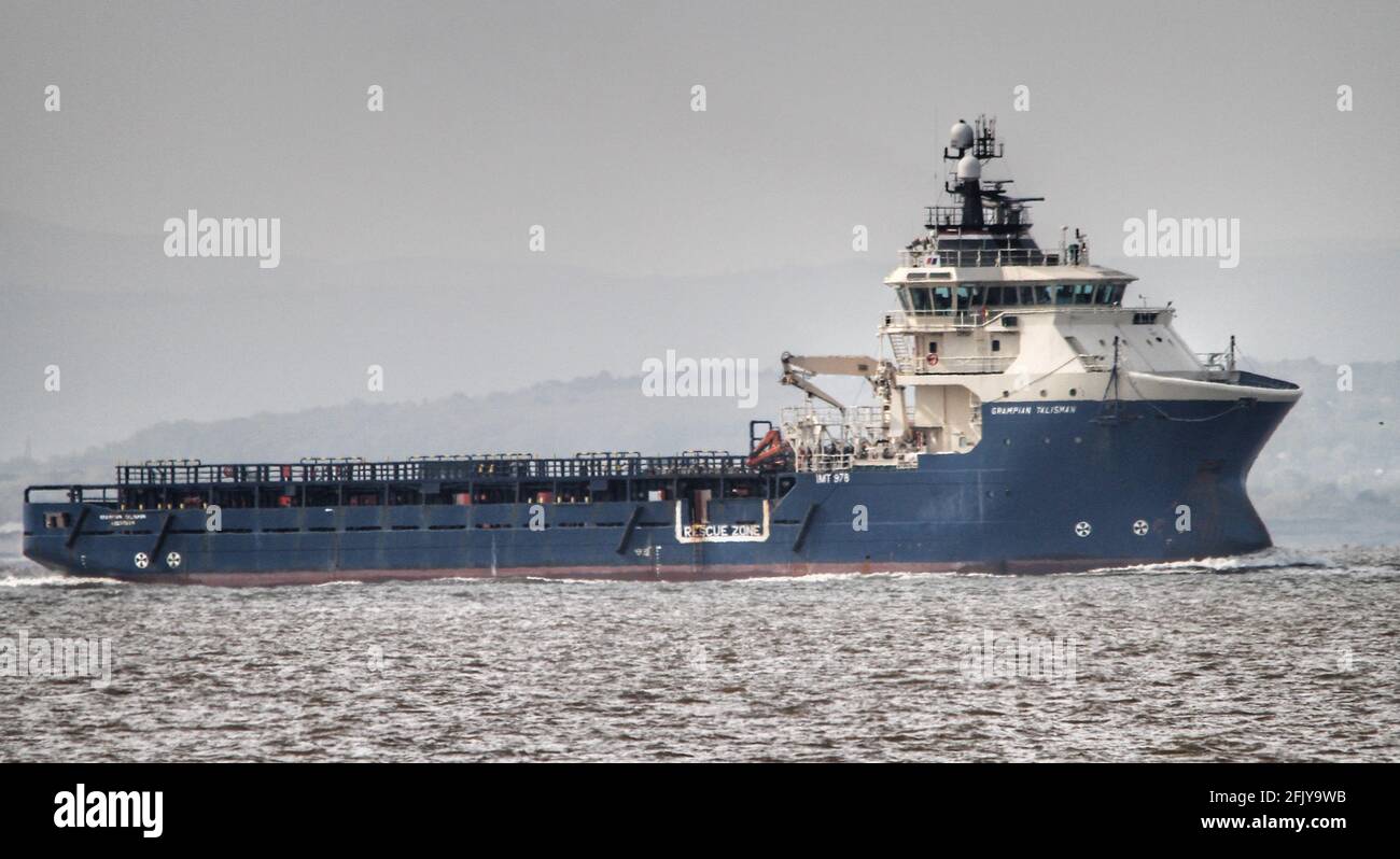 Navy boat helipad hi-res stock photography and images - Alamy