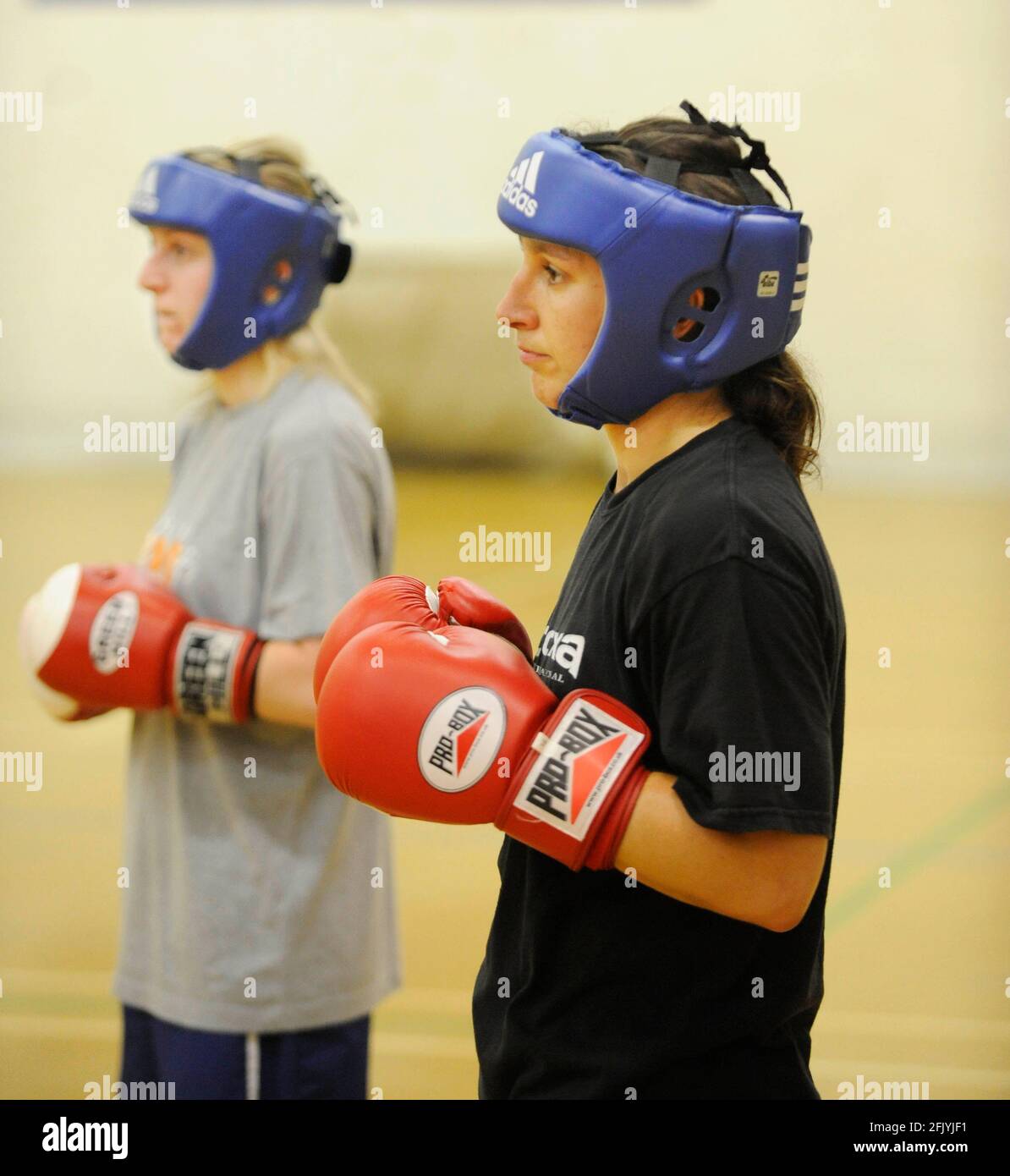 Royal navy officer hi-res stock photography and images - Alamy