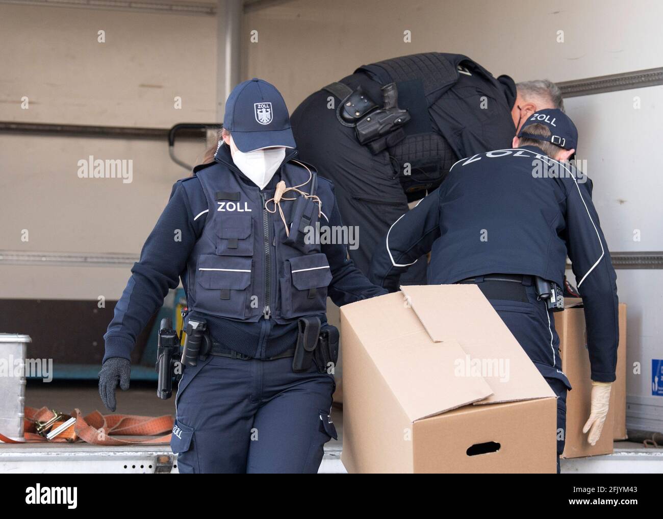 Crime transport evidence hi-res stock photography and images - Alamy