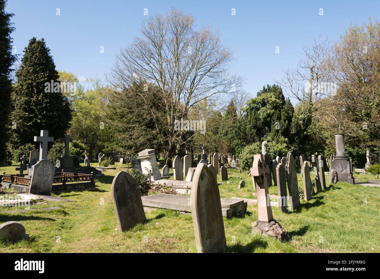 Burial ground memorials hi-res stock photography and images - Alamy
