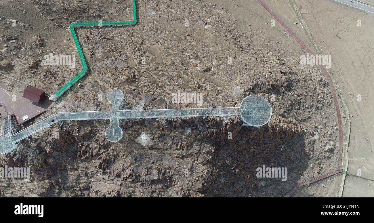 Glass plank road hi-res stock photography and images - Alamy