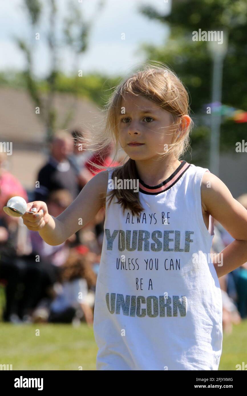 Muirhead Primary School Sports Day Murrin Young (P2 Stock Photo - Alamy