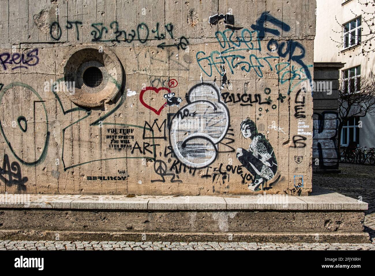 Graffiti germany ww2 hi-res stock photography and images - Alamy