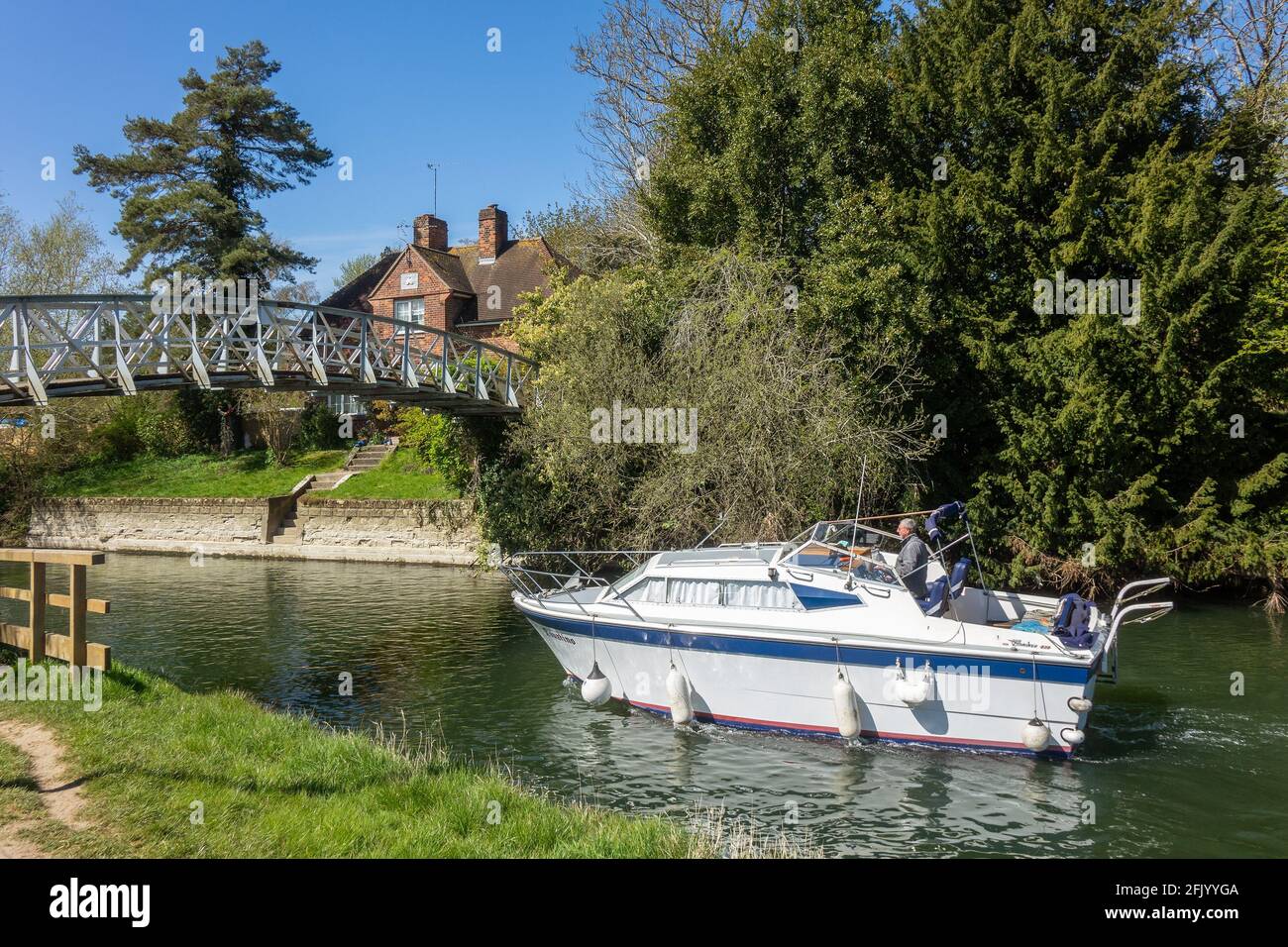 England, Oxfordshire, Dorchester, Day's Lock, River Thames Stock Photo ...