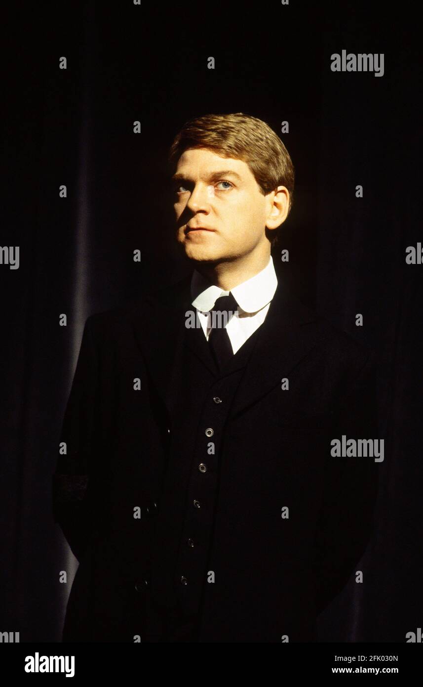 Kenneth Branagh (Hamlet) in HAMLET by Shakespeare at the Royal ...
