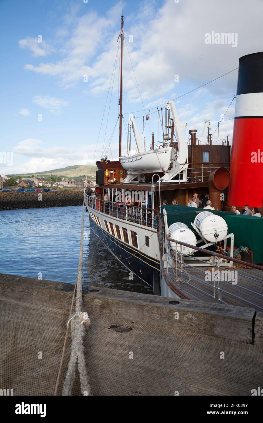 Funnels steam ship hi-res stock photography and images - Alamy