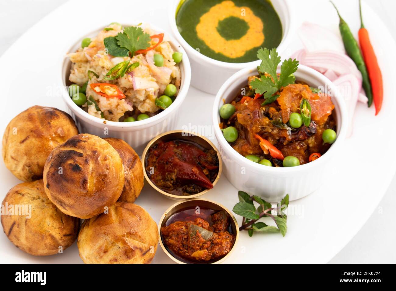 Litti chokha hi-res stock photography and images - Alamy