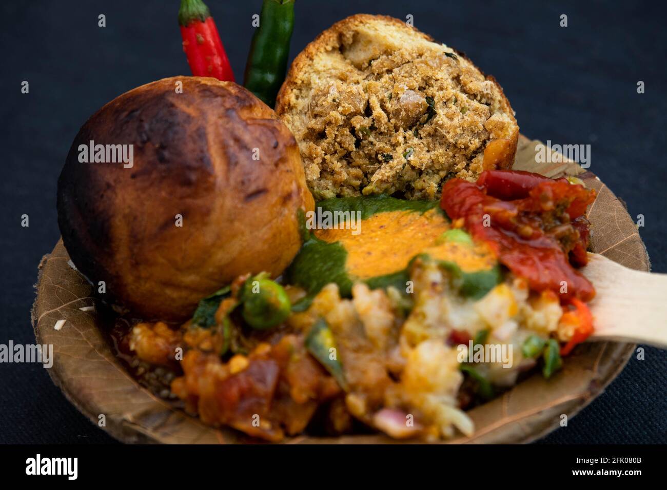 Litti chokha hi-res stock photography and images - Alamy