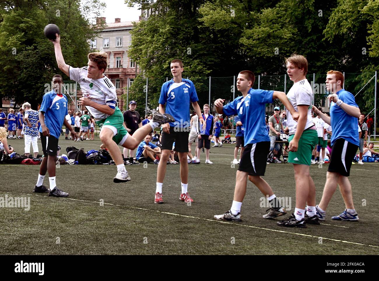 Over 20,000 handball players participate in the handball tournament ...