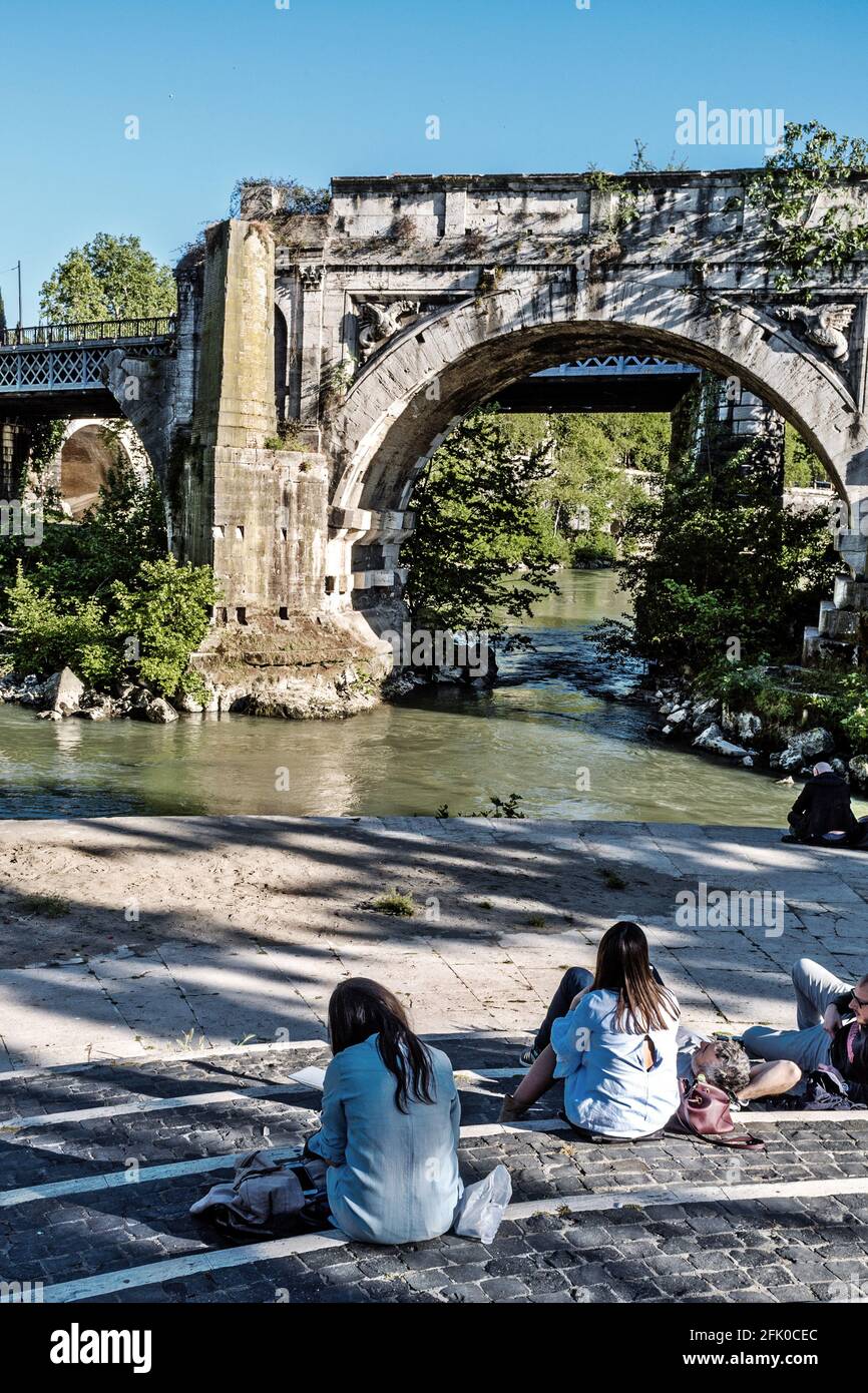 Palatino bridge hi-res stock photography and images - Alamy