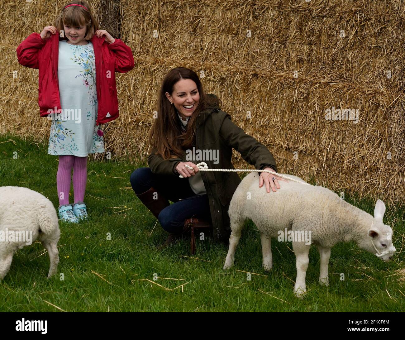 Farmers daughter hi-res stock photography and images - Alamy