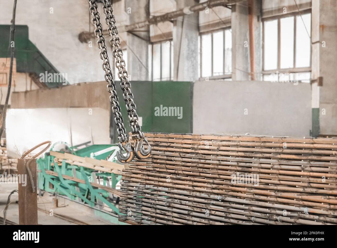 Lifting mechanism hi-res stock photography and images - Alamy