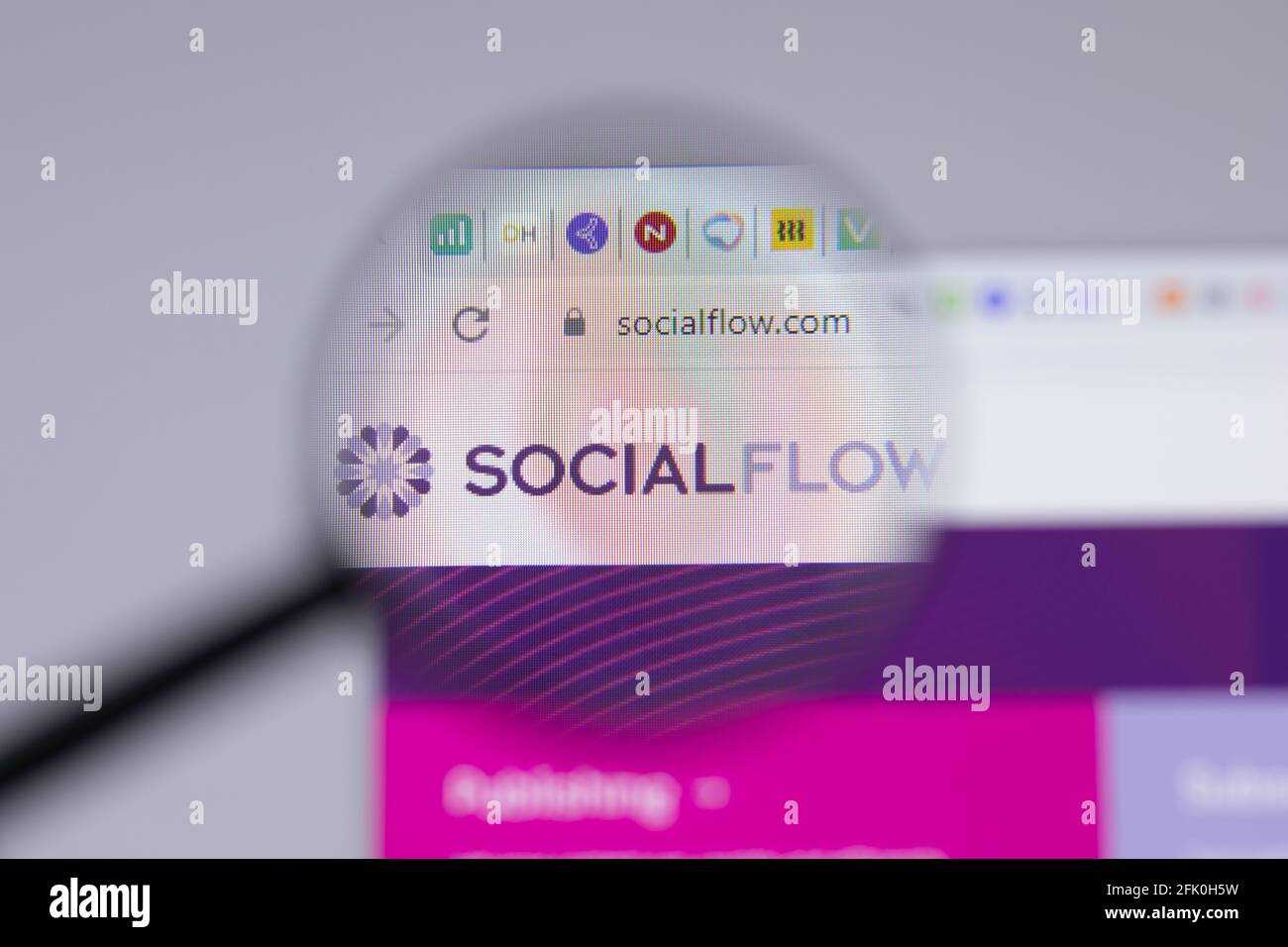 Socialflow hi-res stock photography and images - Alamy