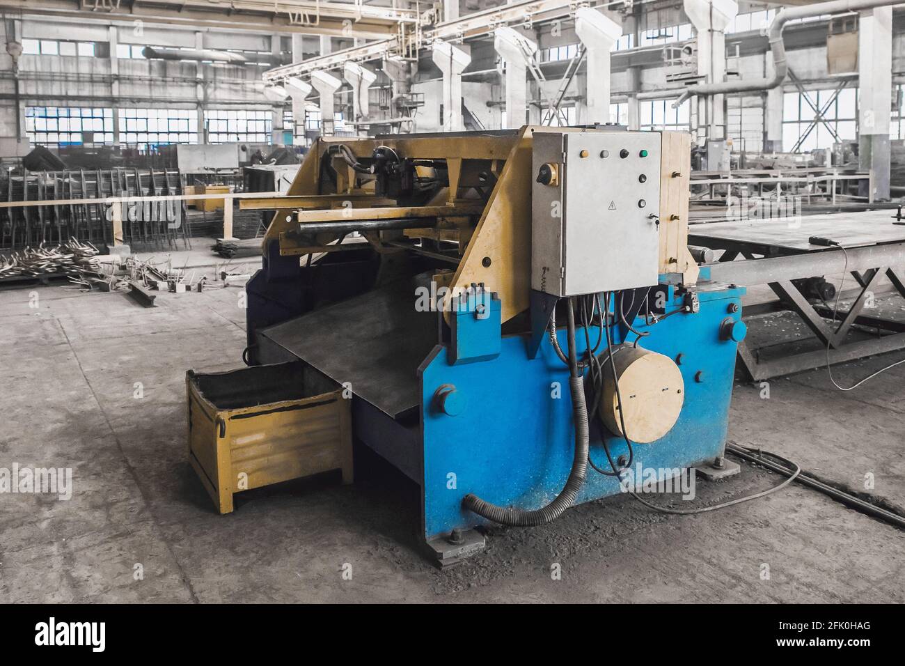 Steel manufacturing hi-res stock photography and images - Alamy