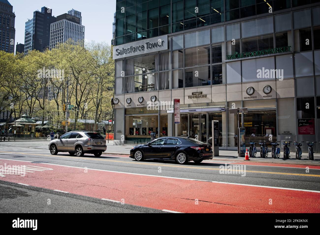 42nd street sign hi-res stock photography and images - Alamy