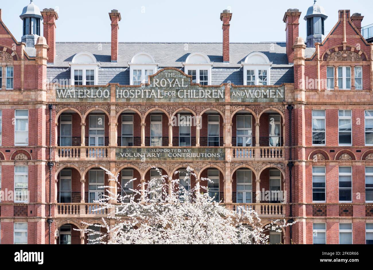 Edwardian pillars hi-res stock photography and images - Alamy