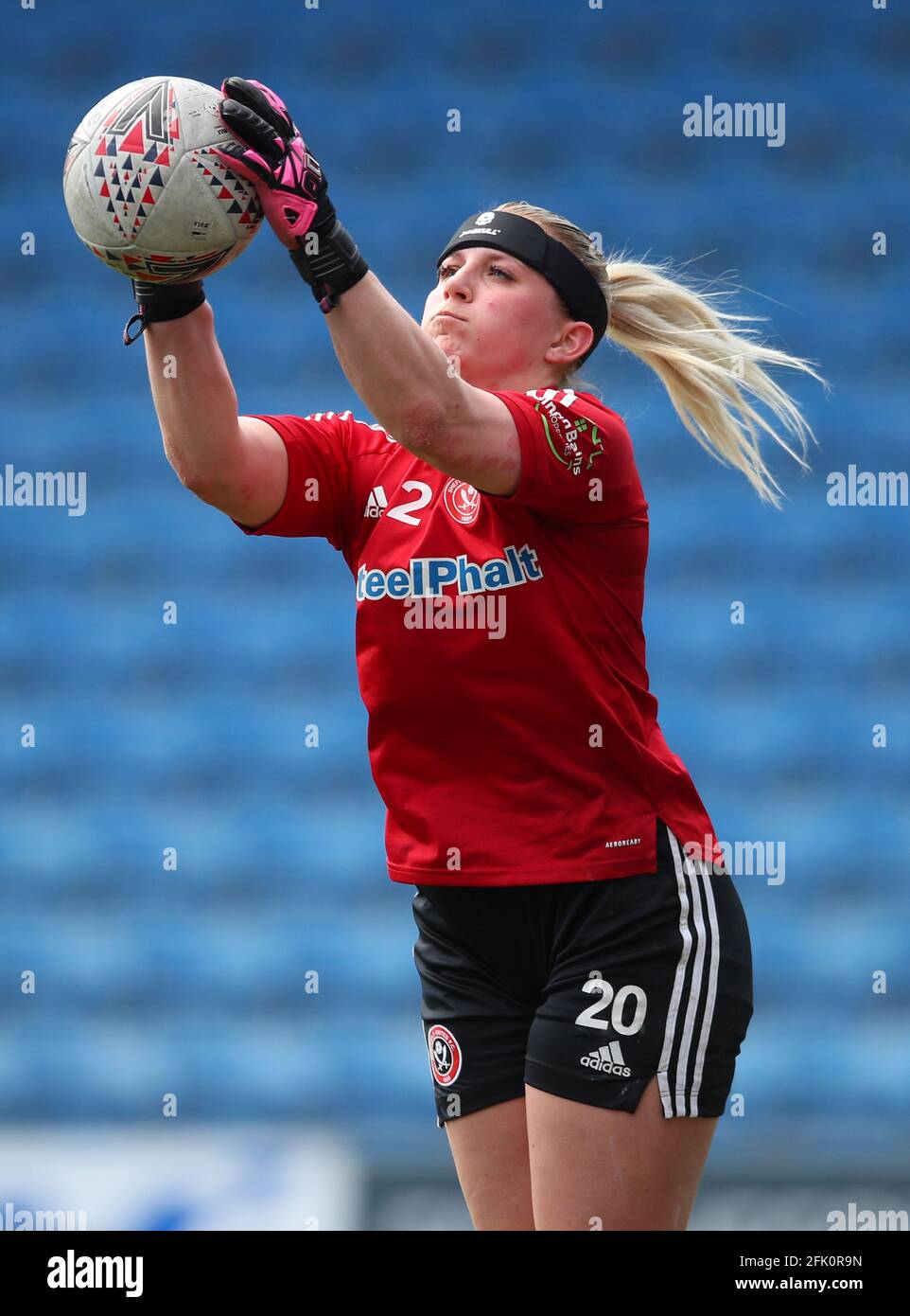 Chesterfield fc 2021 hi-res stock photography and images - Alamy