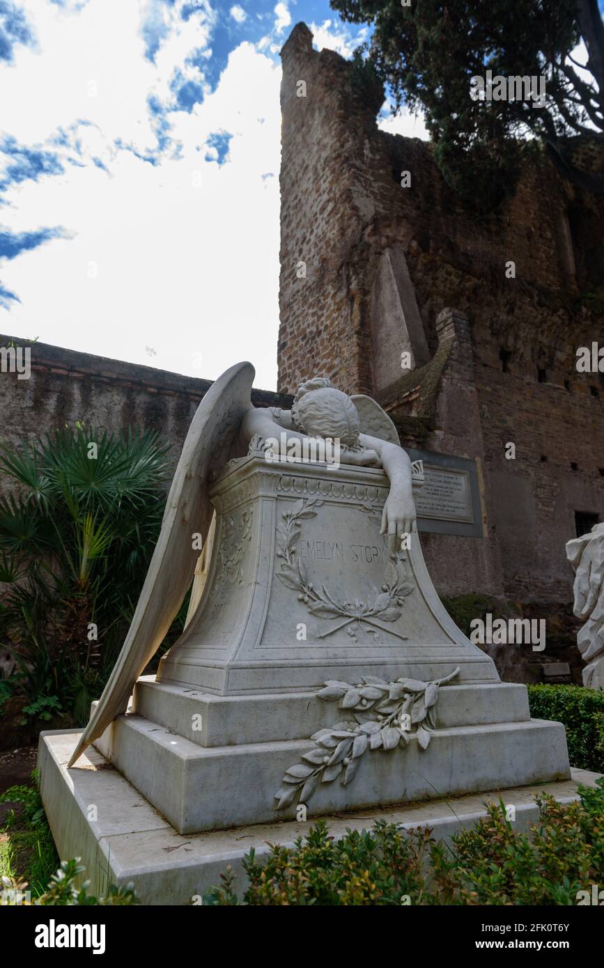 Angel of grief hi-res stock photography and images - Alamy