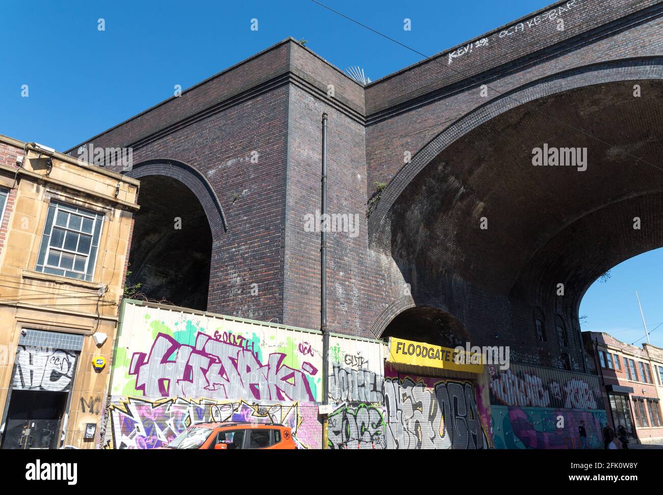 Colourful painted buildings hi-res stock photography and images - Alamy